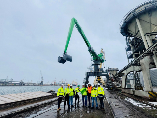 Formula 1 din Shanghai, China - Terra Romania Construction Equipment